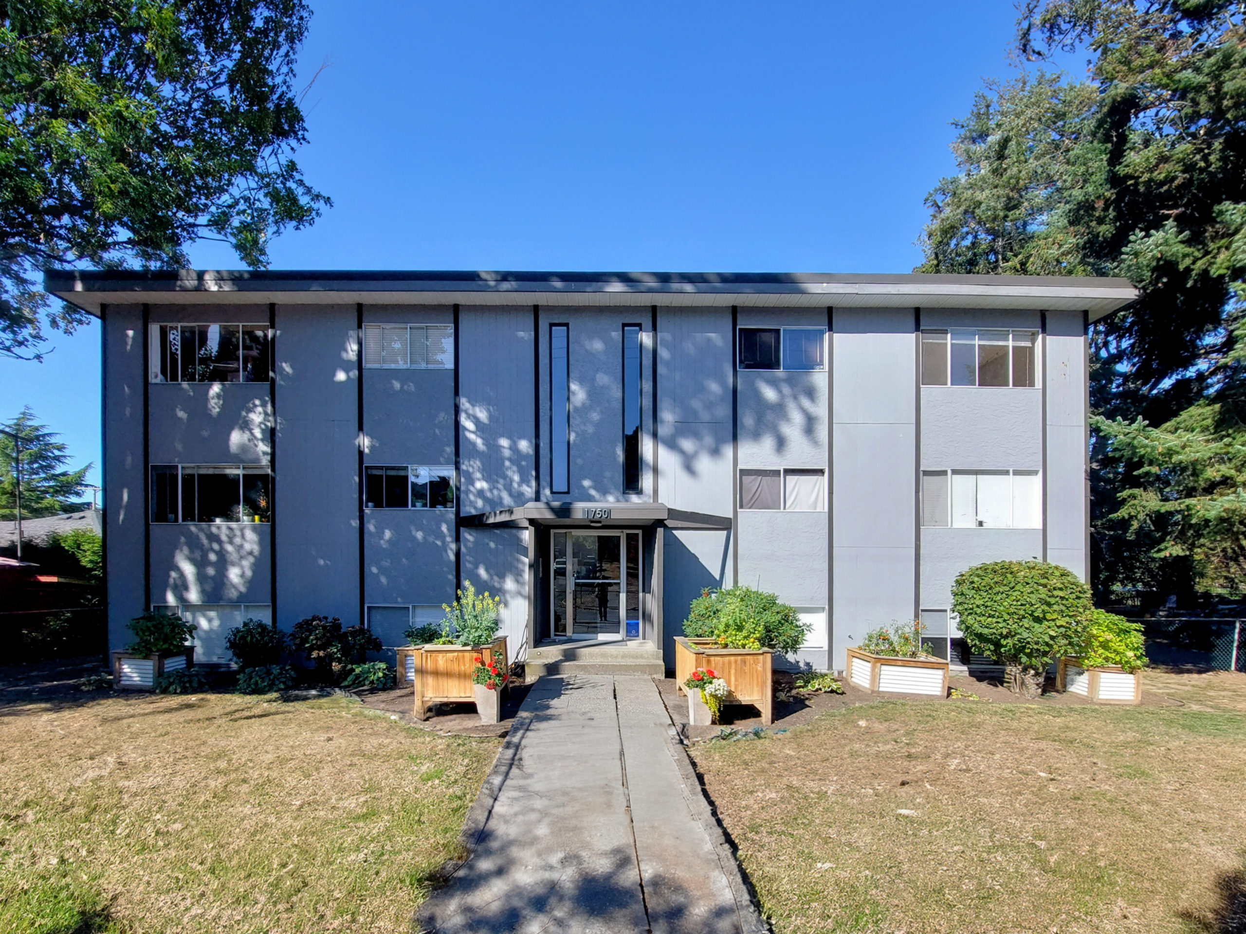 1750 Chambers Street, Victoria - Goodman Commercial Inc.